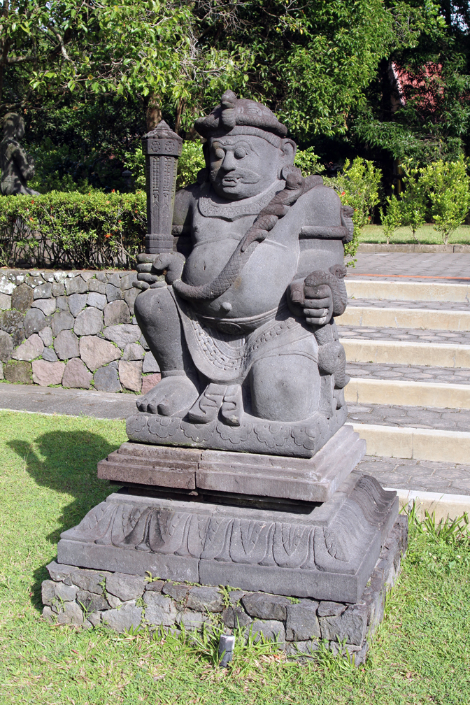Mendut Temple and Monastery | The Elements Unearthed
